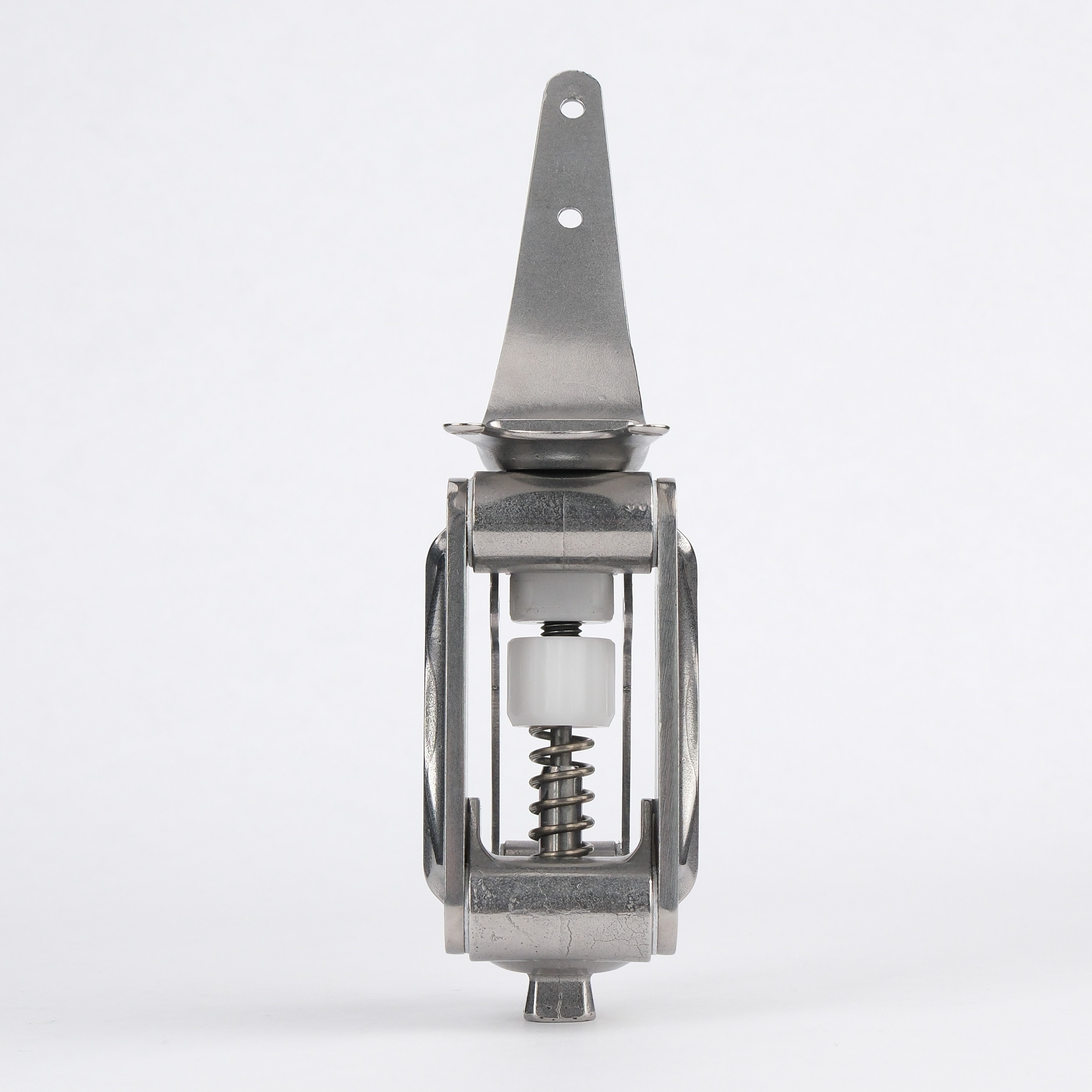 Polycentric Disarticulation Knee Joint | Proted Prosthetics & Orthotics